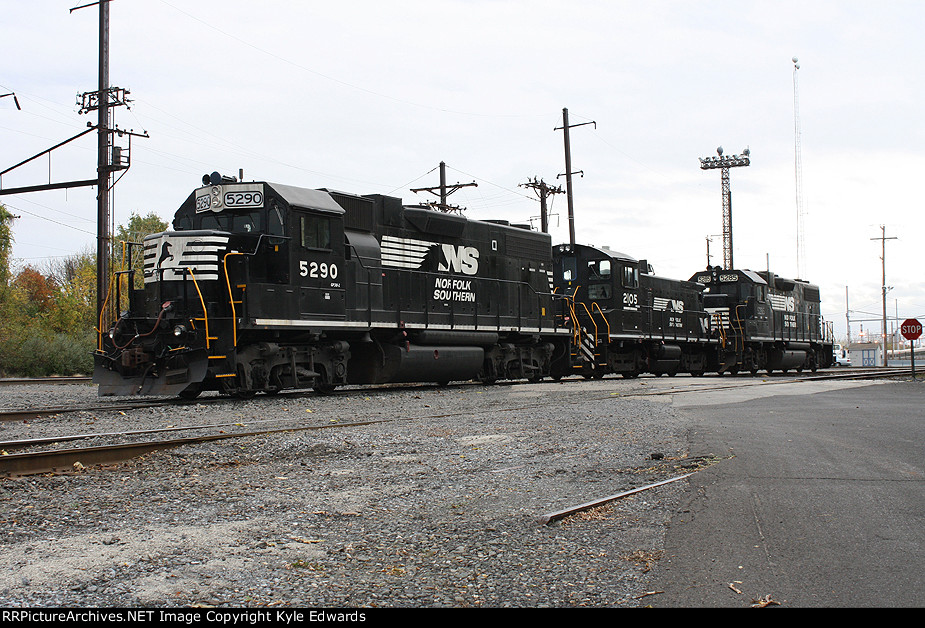 NS GP38-2 #5290
